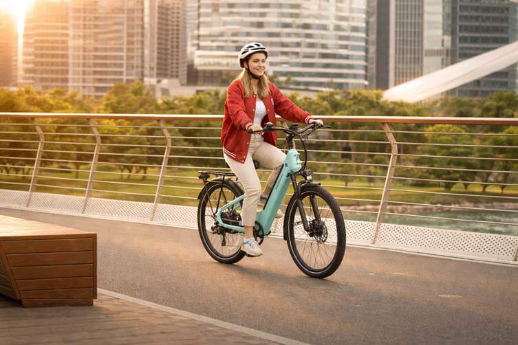 How City Commuting Electric Bikes Fit Into the Daily Routines of Car ...